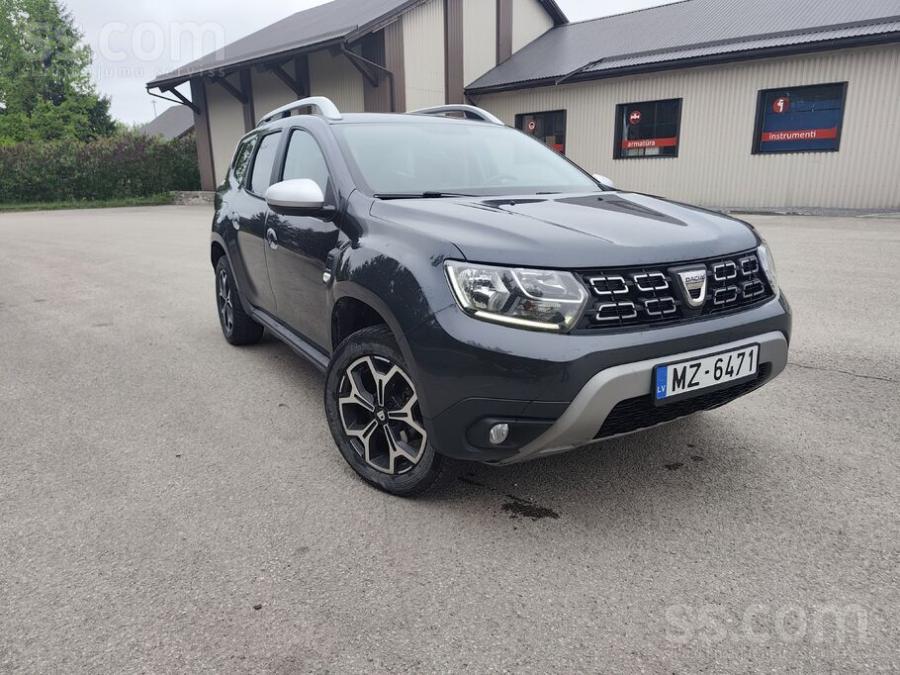 Grey Dacia Duster 2021 in Jekabpils, with an engine capacity of 1.50 L and mileage of 196 thousand km for 11500 €, photo 7 on AUTOMOTO.COM.LV