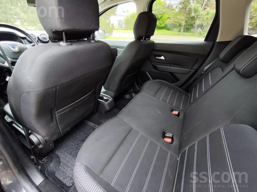 Grey Dacia Duster 2021 in Jekabpils, with an engine capacity of 1.50 L and mileage of 196 thousand km for 11500 €, photo 9 on AUTOMOTO.COM.LV