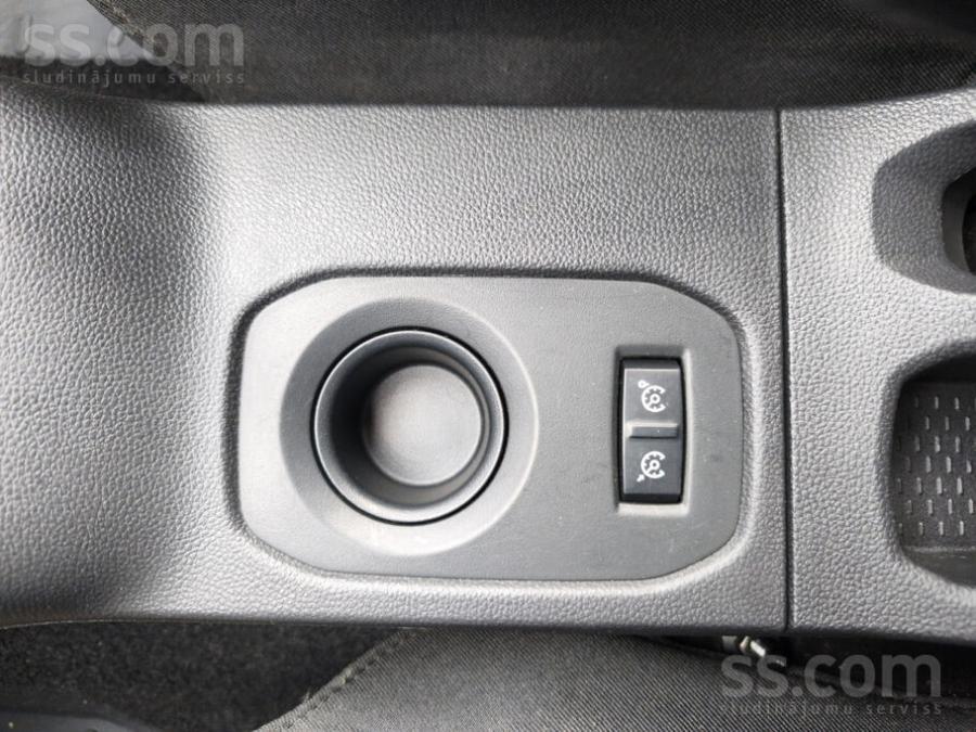 Серый Дачия Duster 2021 в Рига, объемом двигателя 1.00 л и пробегом 89 тыс. км за 9990 €, фото 18 на AUTOMOTO.COM.LV