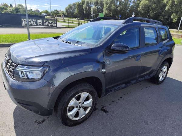 Серый Дачия Duster 2021 в Таураге, объемом двигателя 1.00 л и пробегом 66 тыс. км за 8200 €, фото 1 на AUTOMOTO.COM.LV
