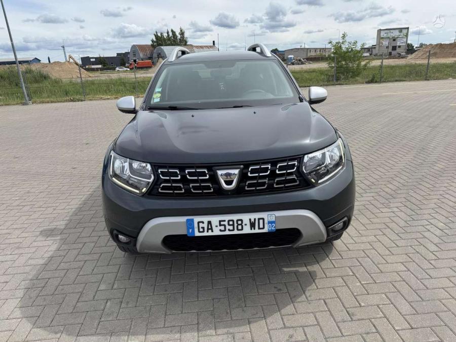 Grey Dacia Duster 2021 in Taurage, with an engine capacity of 1.46 L and mileage of 260 thousand km for 8600 €, photo 3 on AUTOMOTO.COM.LV