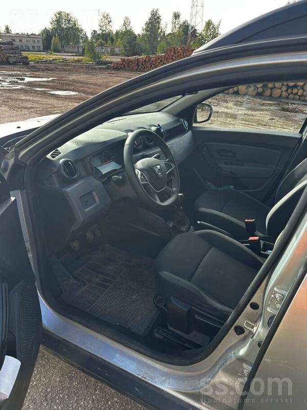 Pelēks Dacia Duster 2021 Talsi, ar dzinēja tilpumu 1.50 L un nobraukumu 142 tūkst. km par 12700 €, foto 8 vietnē AUTOMOTO.COM.LV