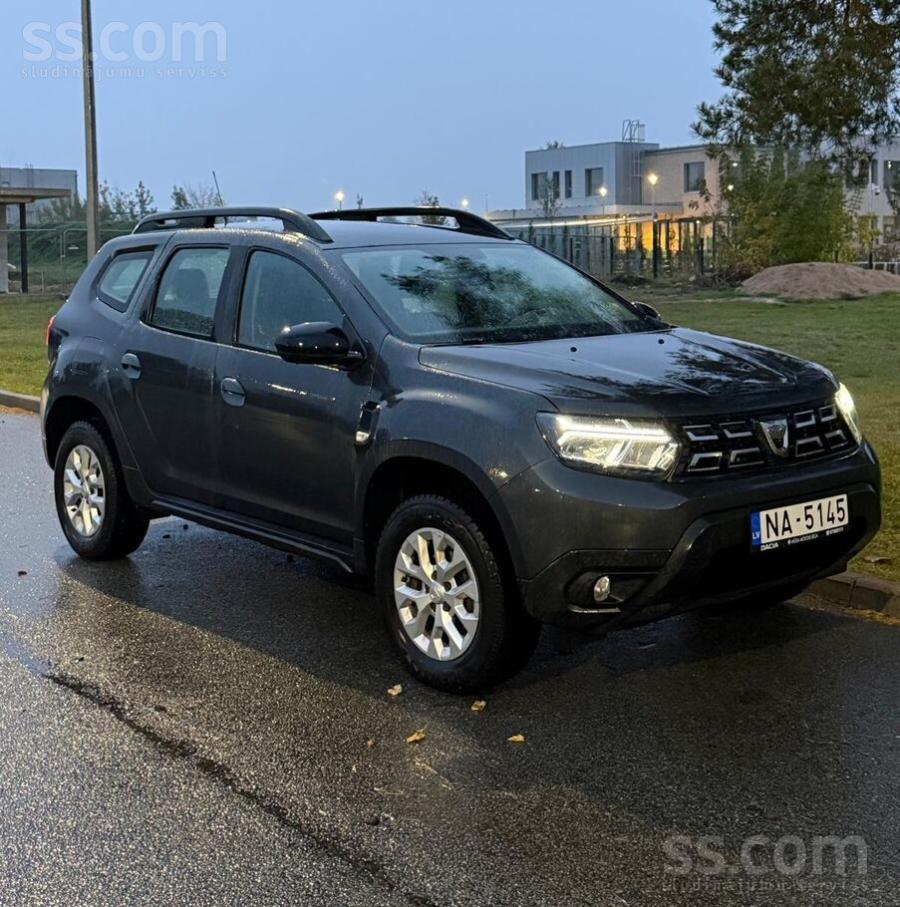Grey Dacia Duster 2021 in Riga, with an engine capacity of 1.00 L and mileage of 105 thousand km for 10500 €, photo 3 on AUTOMOTO.COM.LV