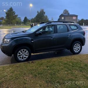 Grey Dacia Duster 2021 in Riga, with an engine capacity of 1.00 L and mileage of 105 thousand km for 10500 €, photo 4 on AUTOMOTO.COM.LV