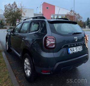 Grey Dacia Duster 2021 in Riga, with an engine capacity of 1.00 L and mileage of 105 thousand km for 10500 €, photo 5 on AUTOMOTO.COM.LV