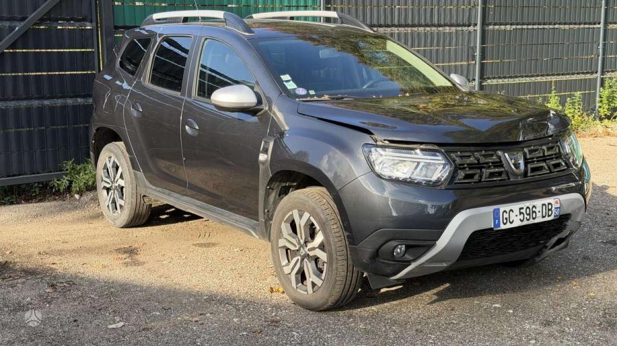 Grey Dacia Duster 2021 in Jonava, with an engine capacity of 1.33 L and mileage of 59 thousand km for 8700 €, photo 8 on AUTOMOTO.COM.LV