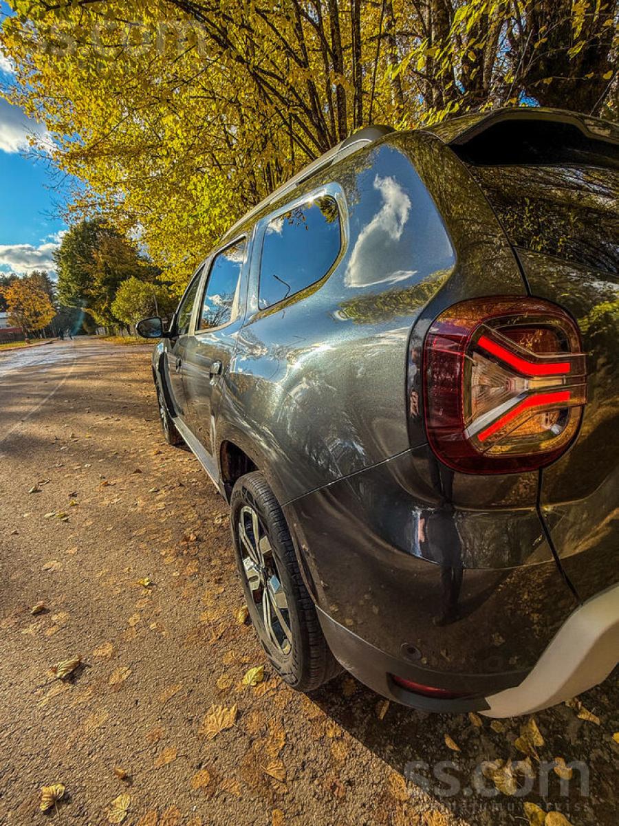 Grey Dacia Duster 2022 in Riga, with an engine capacity of 1.00 L and mileage of 92 thousand km for 11500 €, photo 5 on AUTOMOTO.COM.LV