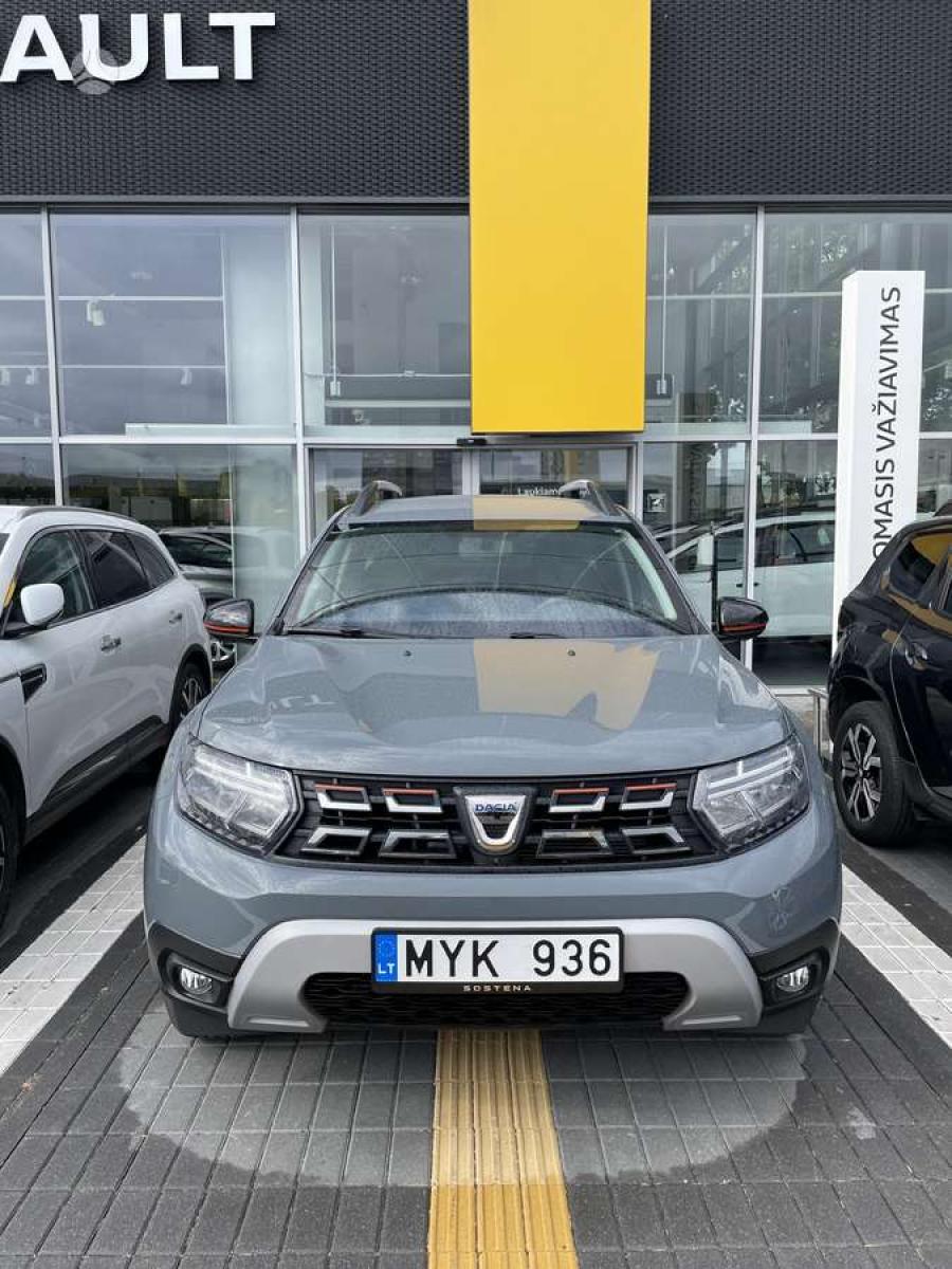 Grey Dacia Duster 2022 in Kaunas, with an engine capacity of 1.33 L and mileage of 45 thousand km for 16900 €, photo 2 on AUTOMOTO.COM.LV