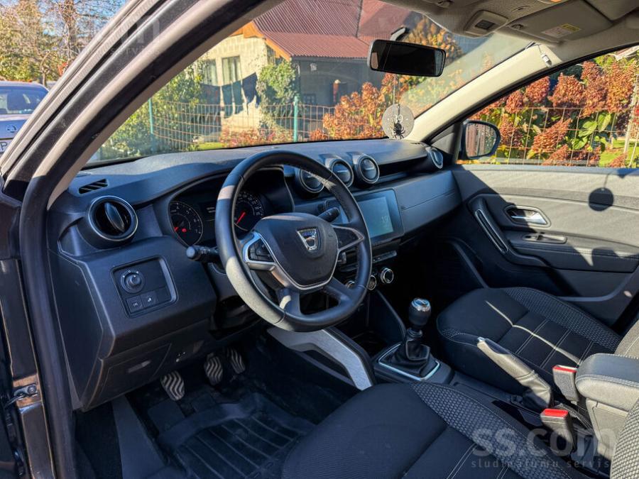 Grey Dacia Duster 2022 in Riga, with an engine capacity of 1.00 L and mileage of 110 thousand km for 10000 €, photo 8 on AUTOMOTO.COM.LV