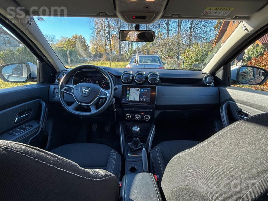 Grey Dacia Duster 2022 in Riga, with an engine capacity of 1.00 L and mileage of 110 thousand km for 10000 €, photo 10 on AUTOMOTO.COM.LV