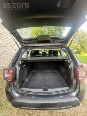 Pelēks Dacia Duster 2022 Liepāja, ar dzinēja tilpumu 1.30 L un nobraukumu 89 tūkst. km par 14200 €, foto 8 vietnē AUTOMOTO.COM.LV