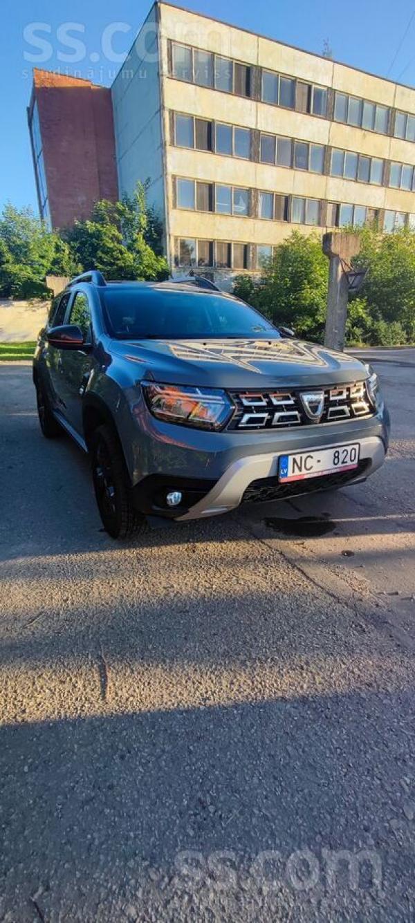 Grey Dacia Duster 2022 in Liepaja, with an engine capacity of 1.00 L and mileage of 79 thousand km for 13900 €, photo 3 on AUTOMOTO.COM.LV