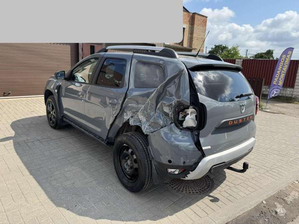 Pelēks Dacia Duster 2022 Kauņa, ar dzinēja tilpumu 1.00 L un nobraukumu 21 tūkst. km par 7400 €, foto 8 vietnē AUTOMOTO.COM.LV