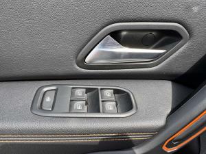 Grey Dacia Duster 2022 in Kaunas, with an engine capacity of 1.00 L and mileage of 21 thousand km for 7400 €, photo 17 on AUTOMOTO.COM.LV