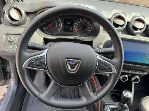 Grey Dacia Duster 2022 in Kaunas, with an engine capacity of 1.00 L and mileage of 21 thousand km for 7400 €, photo 20 on AUTOMOTO.COM.LV