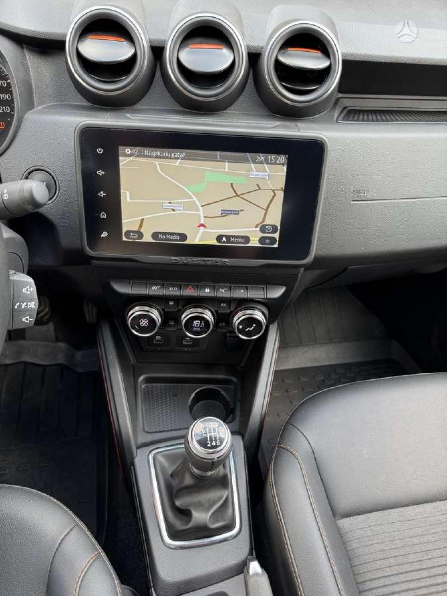 Grey Dacia Duster 2022 in Kaunas, with an engine capacity of 1.00 L and mileage of 21 thousand km for 7400 €, photo 23 on AUTOMOTO.COM.LV