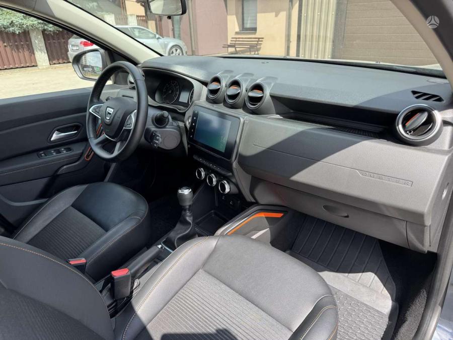 Grey Dacia Duster 2022 in Kaunas, with an engine capacity of 1.00 L and mileage of 21 thousand km for 7400 €, photo 28 on AUTOMOTO.COM.LV