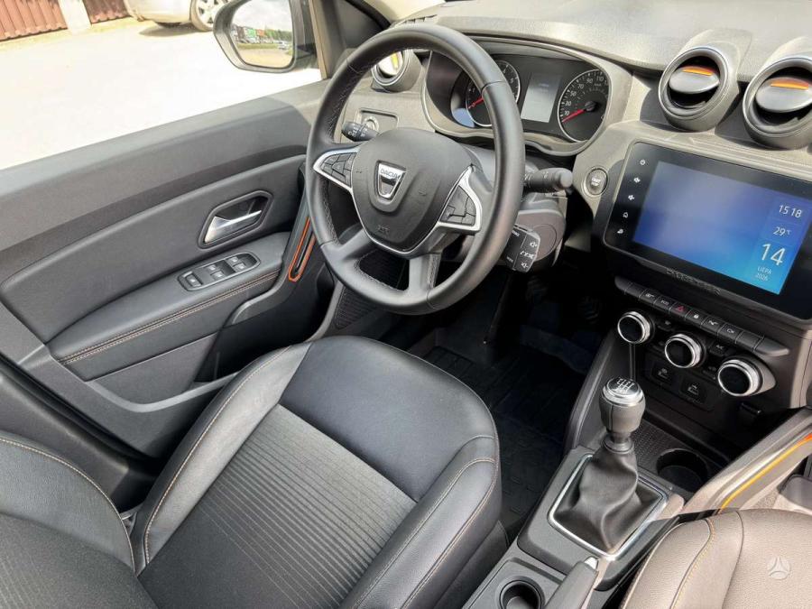 Grey Dacia Duster 2022 in Kaunas, with an engine capacity of 1.00 L and mileage of 21 thousand km for 7400 €, photo 30 on AUTOMOTO.COM.LV