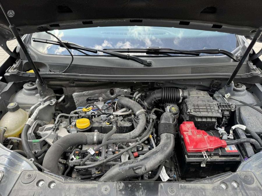 Grey Dacia Duster 2022 in Kaunas, with an engine capacity of 1.00 L and mileage of 21 thousand km for 7400 €, photo 38 on AUTOMOTO.COM.LV