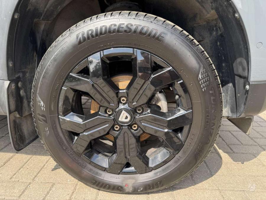 Grey Dacia Duster 2022 in Kaunas, with an engine capacity of 1.00 L and mileage of 21 thousand km for 7400 €, photo 39 on AUTOMOTO.COM.LV
