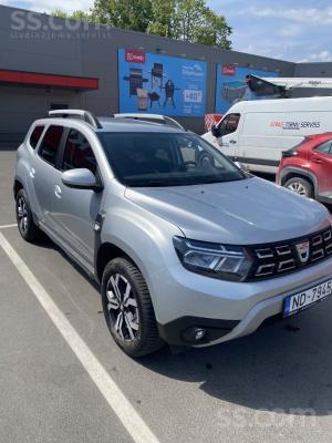 Grey Dacia Duster 2022 in Riga, with an engine capacity of 1.50 L and mileage of 79 thousand km for 14190 €, photo 3 on AUTOMOTO.COM.LV