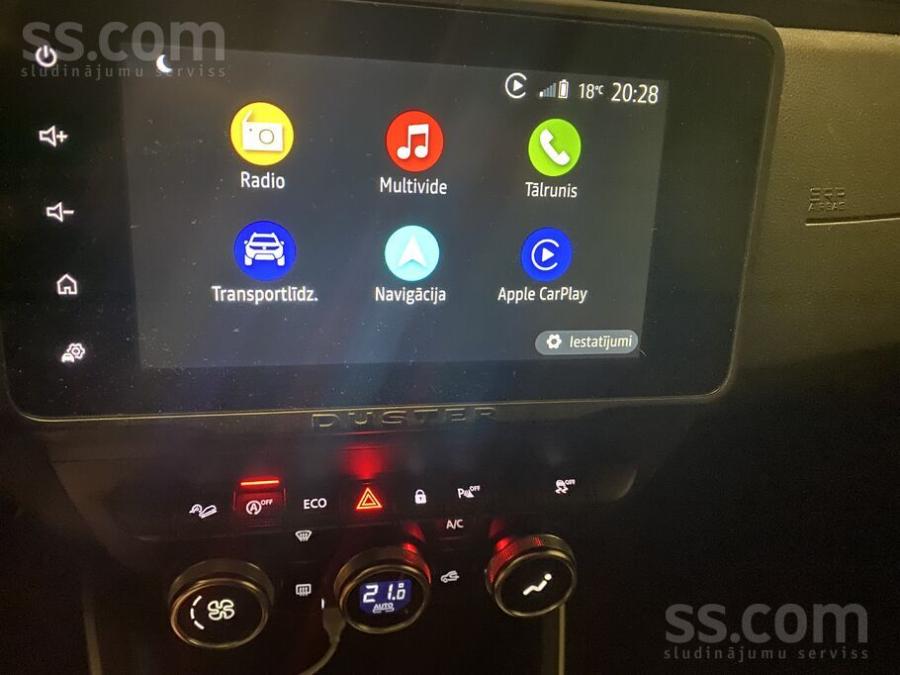 Grey Dacia Duster 2022 in Riga, with an engine capacity of 1.50 L and mileage of 79 thousand km for 14190 €, photo 7 on AUTOMOTO.COM.LV