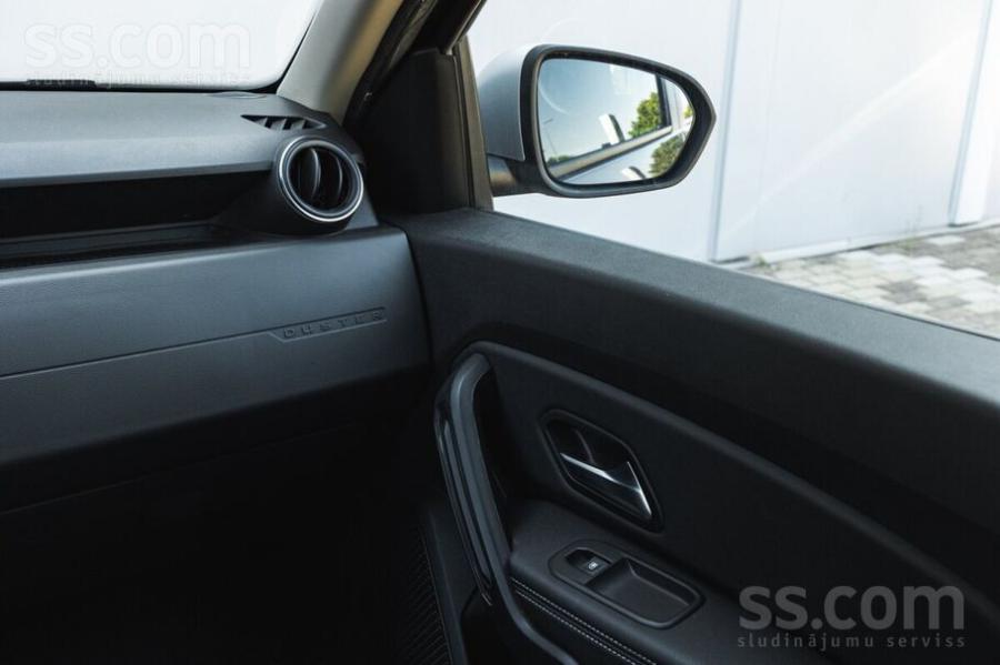 Grey Dacia Duster 2022 in Ventspils, with an engine capacity of 1.30 L and mileage of 125 thousand km for 15100 €, photo 32 on AUTOMOTO.COM.LV