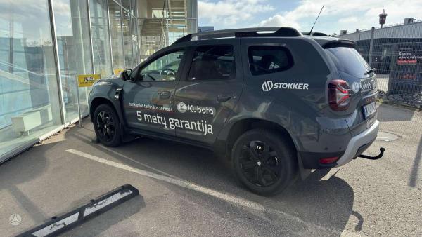 Grey Dacia Duster 2022 in Kaunas, with an engine capacity of 1.46 L and mileage of 103 thousand km for 14500 €, photo 1 on AUTOMOTO.COM.LV