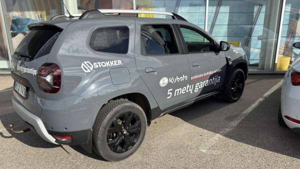 Grey Dacia Duster 2022 in Kaunas, with an engine capacity of 1.46 L and mileage of 103 thousand km for 14500 €, photo 3 on AUTOMOTO.COM.LV