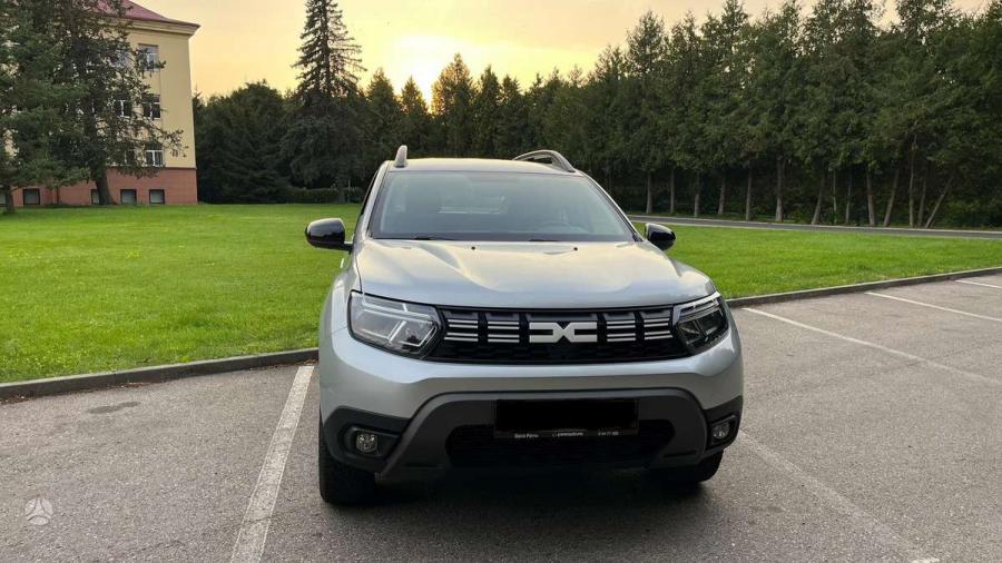 Pelēks Dacia Duster 2022 Marijampole, ar dzinēja tilpumu 1.00 L un nobraukumu 36 tūkst. km par 10850 €, foto 3 vietnē AUTOMOTO.COM.LV