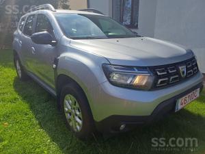 Grey Dacia Duster 2022 in Riga, with an engine capacity of 1.50 L and mileage of 181 thousand km for 12900 €, photo 3 on AUTOMOTO.COM.LV