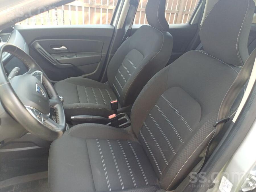 Grey Dacia Duster 2022 in Riga, with an engine capacity of 1.50 L and mileage of 181 thousand km for 12900 €, photo 7 on AUTOMOTO.COM.LV