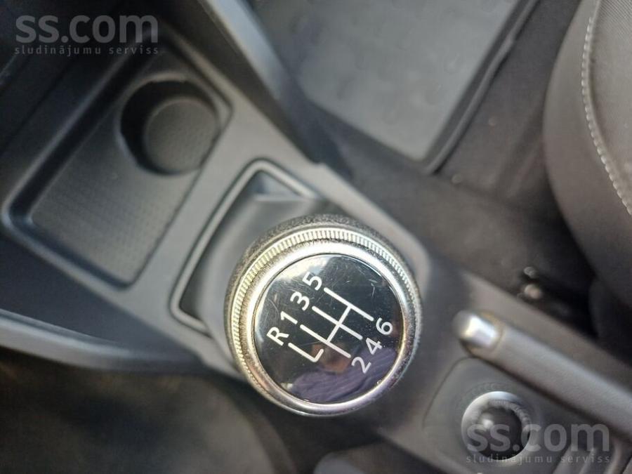 Grey Dacia Duster 2022 in Riga, with an engine capacity of 1.50 L and mileage of 181 thousand km for 12900 €, photo 13 on AUTOMOTO.COM.LV