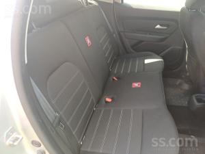 Grey Dacia Duster 2022 in Riga, with an engine capacity of 1.50 L and mileage of 181 thousand km for 12900 €, photo 16 on AUTOMOTO.COM.LV