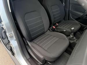 Pelēks Dacia Duster 2022 Viļņa, ar dzinēja tilpumu 1.46 L un nobraukumu 101 tūkst. km par 14850 €, foto 9 vietnē AUTOMOTO.COM.LV