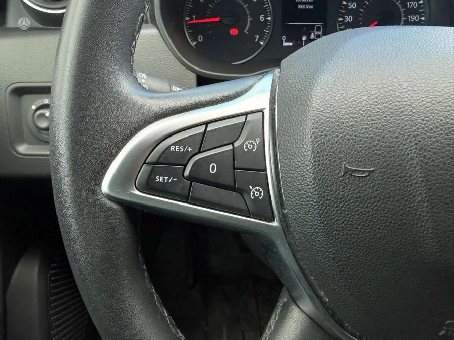 Pelēks Dacia Duster 2022 Viļņa, ar dzinēja tilpumu 1.46 L un nobraukumu 101 tūkst. km par 14850 €, foto 15 vietnē AUTOMOTO.COM.LV