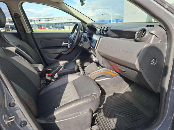 Pelēks Dacia Duster 2022 Viļņa, ar dzinēja tilpumu 1.33 L un nobraukumu 93 tūkst. km par 15900 €, foto 8 vietnē AUTOMOTO.COM.LV