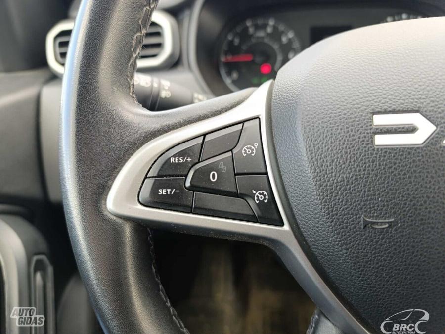 Grey Dacia Duster 2023 in Avizieniai, with an engine capacity of 1.00 L and mileage of 86 thousand km for 12500 €, photo 16 on AUTOMOTO.COM.LV