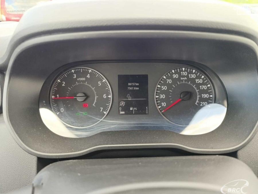 Grey Dacia Duster 2023 in Avizieniai, with an engine capacity of 1.00 L and mileage of 86 thousand km for 12500 €, photo 18 on AUTOMOTO.COM.LV