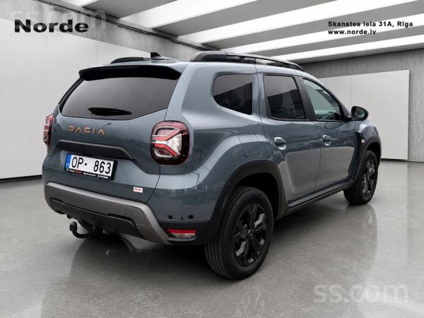 Серый Дачия Duster 2023 в Рига, объемом двигателя 1.00 л и пробегом 57 тыс. км за 14490 €, фото 3 на AUTOMOTO.COM.LV