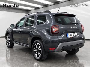 Серый Дачия Duster 2023 в Рига, объемом двигателя 1.30 л и пробегом 86 тыс. км за 14590 €, фото 4 на AUTOMOTO.COM.LV