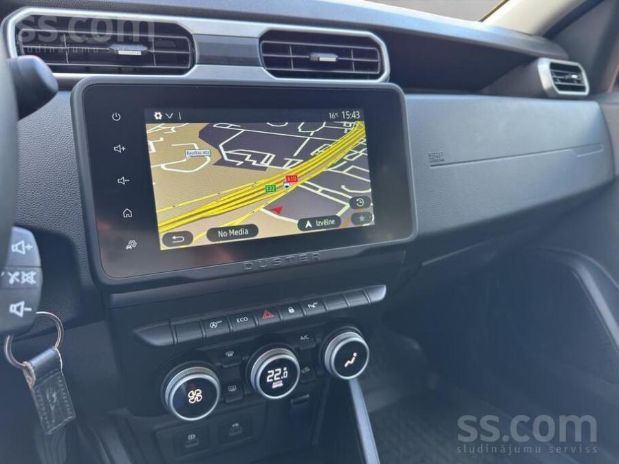Pelēks Dacia Duster 2023 Rīga, ar dzinēja tilpumu 1.00 L un nobraukumu 15 tūkst. km par 15995 €, foto 16 vietnē AUTOMOTO.COM.LV