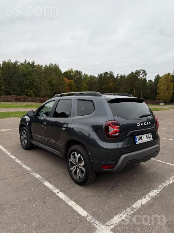 Pelēks Dacia Duster 2023 Rīga, ar dzinēja tilpumu 1.30 L un nobraukumu 97 tūkst. km par 14700 €, foto 6 vietnē AUTOMOTO.COM.LV