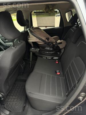 Grey Dacia Duster 2023 in Riga, with an engine capacity of 1.30 L and mileage of 97 thousand km for 14700 €, photo 9 on AUTOMOTO.COM.LV