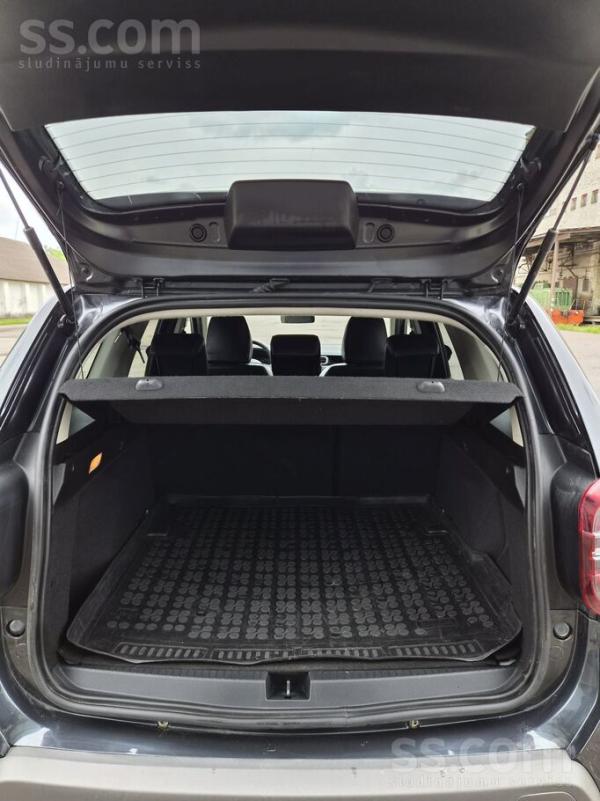 Pelēks Dacia Duster 2024 Jelgava, ar dzinēja tilpumu 1.50 L un nobraukumu 89 tūkst. km par 18500 €, foto 4 vietnē AUTOMOTO.COM.LV