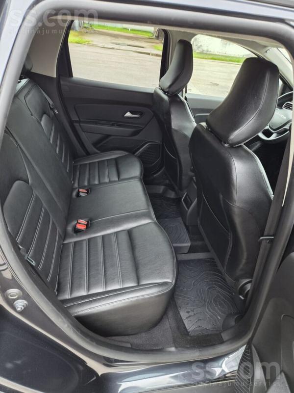 Grey Dacia Duster 2024 in Jelgava, with an engine capacity of 1.50 L and mileage of 89 thousand km for 18500 €, photo 9 on AUTOMOTO.COM.LV
