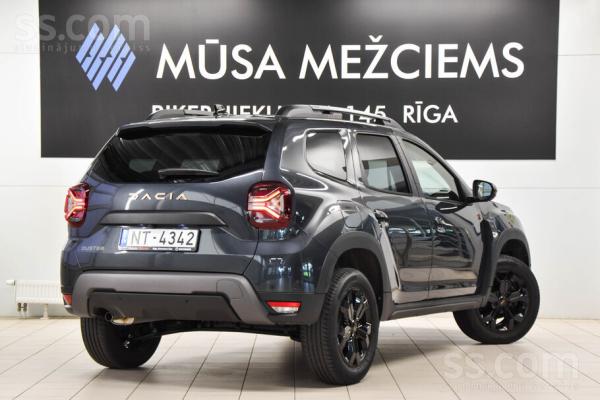 Серый Дачия Duster 2024 в Рига, объемом двигателя 1.00 л и пробегом 24 тыс. км за 16590 €, фото 8 на AUTOMOTO.COM.LV