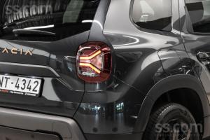 Grey Dacia Duster 2024 in Riga, with an engine capacity of 1.00 L and mileage of 24 thousand km for 16590 €, photo 11 on AUTOMOTO.COM.LV