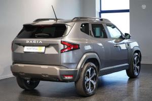 Серый Дачия Duster 2025 в Вильнюс, объемом двигателя 1.20 л и пробегом 13 тыс. км за 21350 €, фото 4 на AUTOMOTO.COM.LV