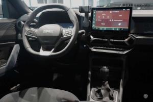 Серый Дачия Duster 2025 в Вильнюс, объемом двигателя 1.20 л и пробегом 13 тыс. км за 21350 €, фото 15 на AUTOMOTO.COM.LV